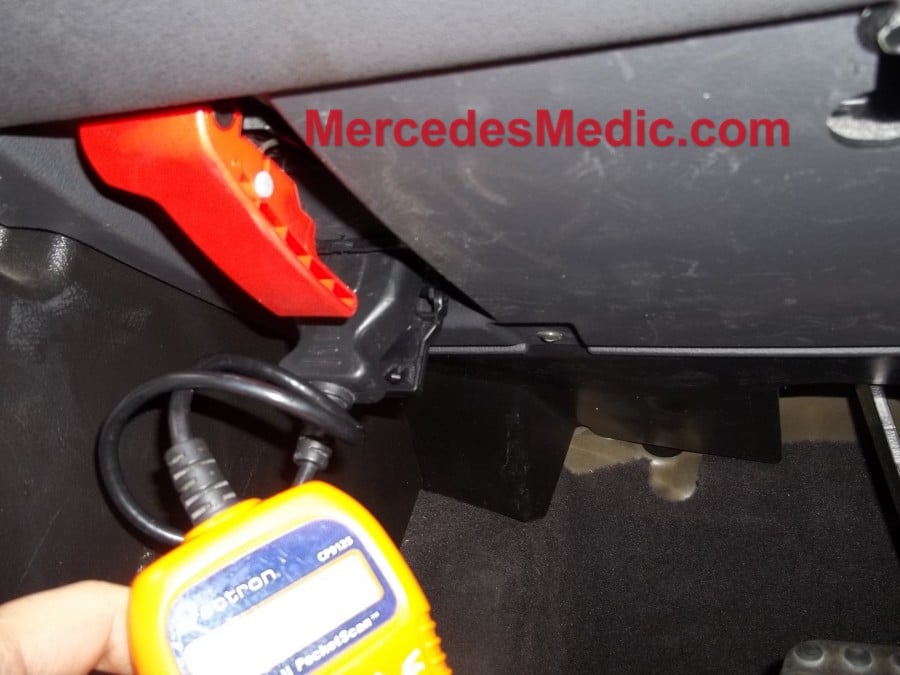 DIY How to replace Oxygen O2 Sensor Mercedes-Benz – MB Medic