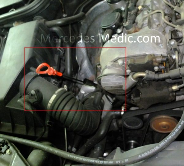 oil dipstick check oil level – MB Medic