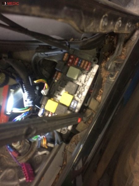 Mercedes SAM – Signal Acquisition Module Explained – MB Medic